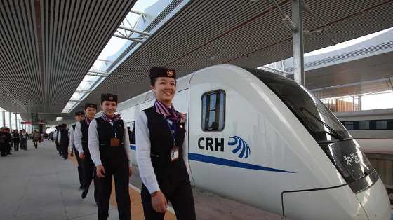 Retro photos | Varying trains witness the development of Hainan ...