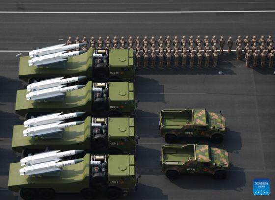 Highlights of China's V-Day military parade - reprinted articles - hiHainan